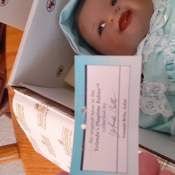 Ashton-Drake | Other | Ashton Drake Porcelain Doll Shawna By Yolanda ...